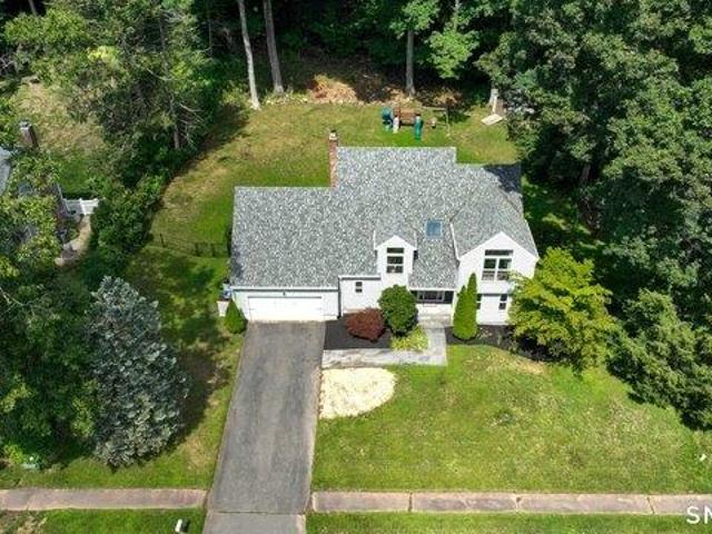 house with 4 bedroom, Farmington CT ES105231204