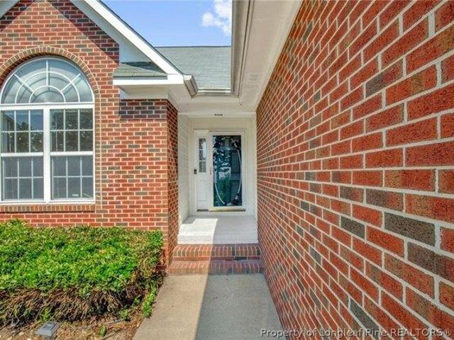 house with 4 bedroom, Fayetteville NC ES104903255