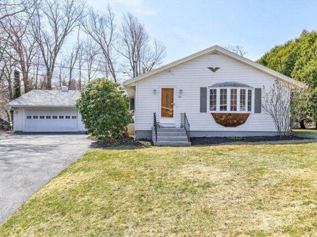 house with 4 bedroom, Fitchburg MA DLS102779509