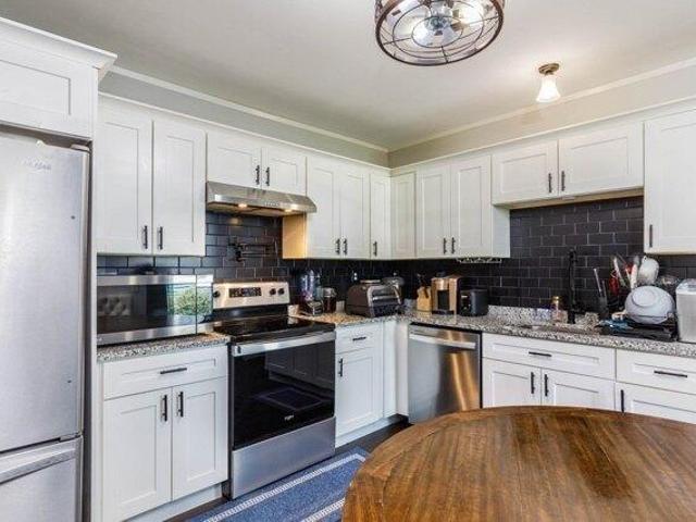 house with 4 bedroom, Fitchburg MA ES103442536