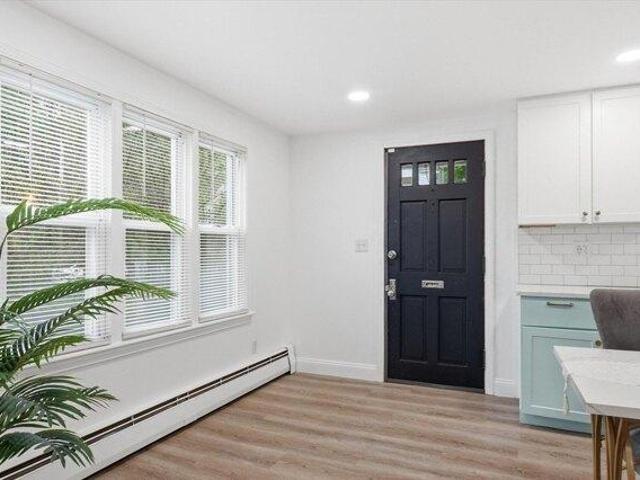 house with 4 bedroom, Fitchburg MA ES104759371
