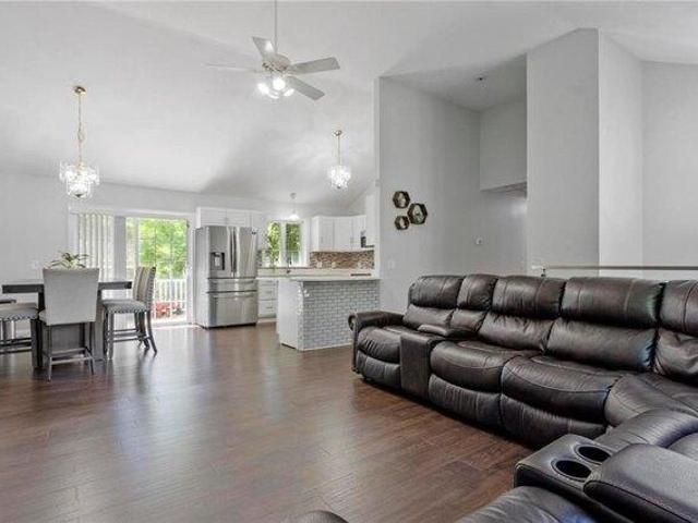 house with 4 bedroom, Fitchburg MA ES104790537