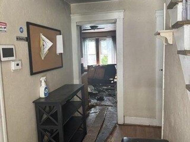 house with 4 bedroom, Fitchburg MA ES104994826