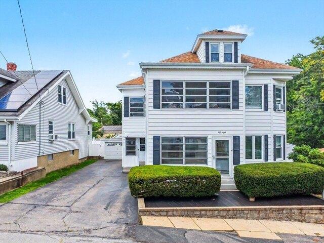 house with 4 bedroom, Fitchburg MA ES105114722