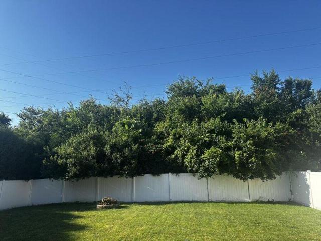 house with 4 bedroom, Fort Wayne IN ES100973081