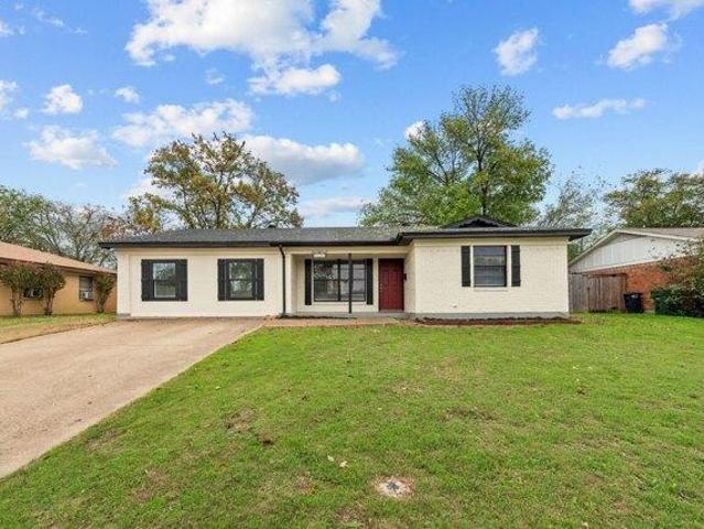house with 4 bedroom, Fort Worth TX DLS88247449