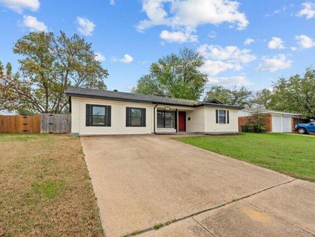house with 4 bedroom, Fort Worth TX ES103501663