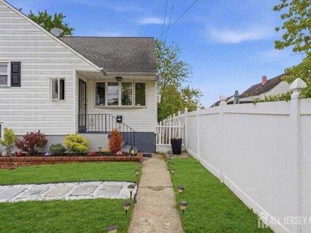 house with 4 bedroom, Fords NJ ES102826348
