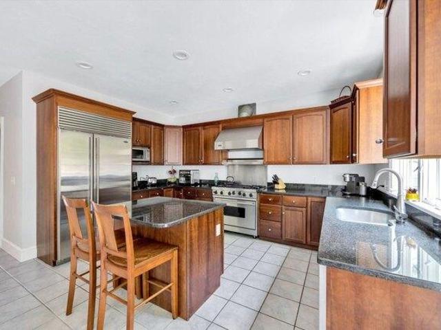 house with 4 bedroom, Forestdale MA DS103849657