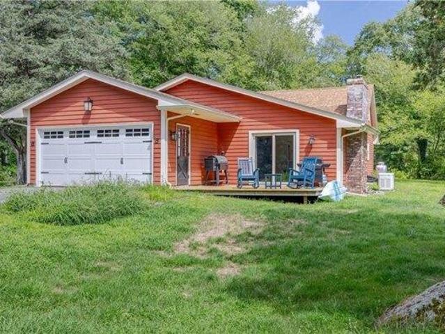 house with 4 bedroom, Foster RI ES105614892