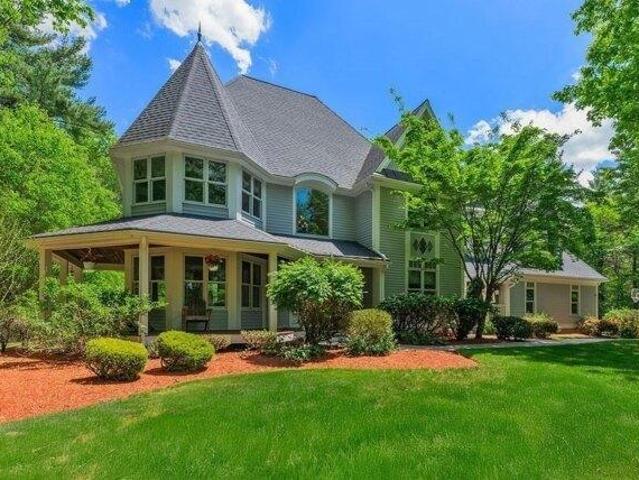 house with 4 bedroom, Foxboro MA DLS102961037
