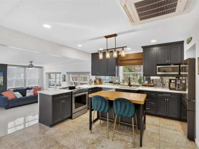house with 4 bedroom, FL FL DS102243914