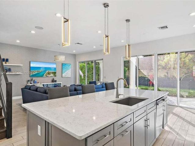 house with 4 bedroom, FL FL DS102396833