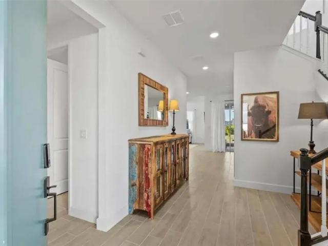house with 4 bedroom, FL FL DS102397788