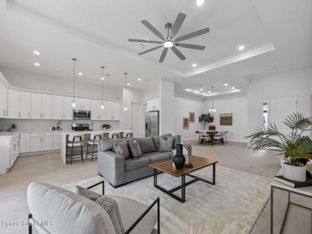 house with 4 bedroom, FL FL DS102398437