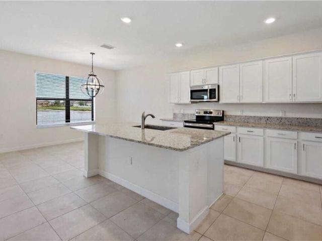 house with 4 bedroom, FL FL DS102398701