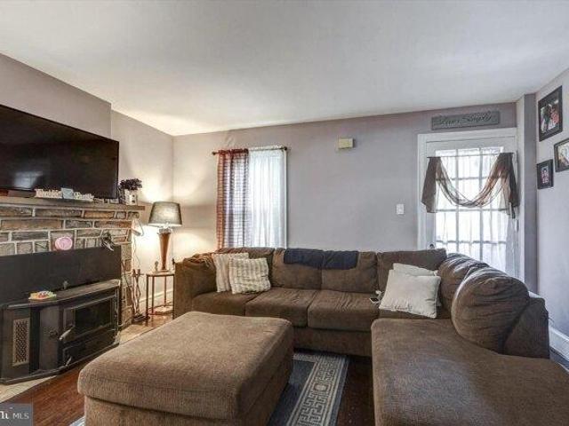 house with 4 bedroom, Florence NJ DLS102254842