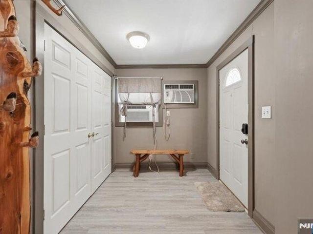 house with 4 bedroom, Flemington NJ ES105189899