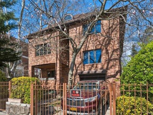 house with 4 bedroom, Flushing NY DS103622529