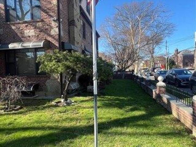 house with 4 bedroom, Flushing NY ES103620305
