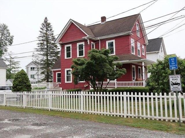 house with 4 bedroom, Framingham MA DLS102063764