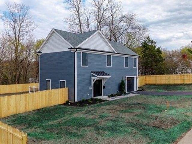 house with 4 bedroom, Framingham MA DLS102279242