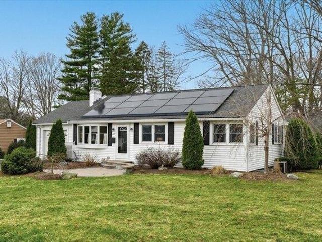 house with 4 bedroom, Framingham MA DLS102318135