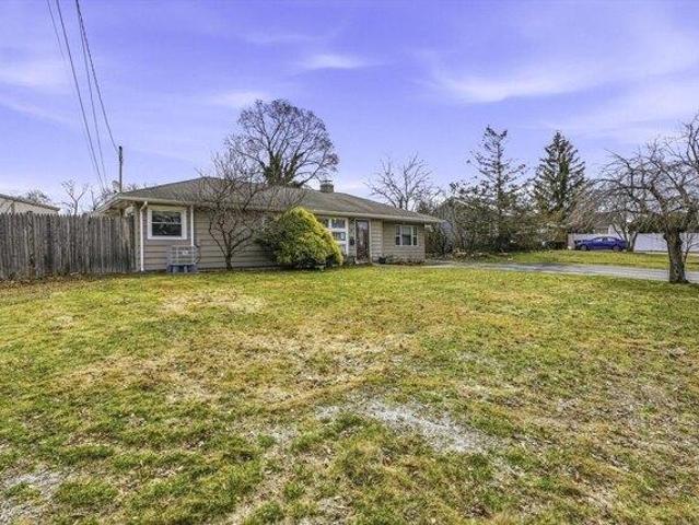 house with 4 bedroom, Framingham MA DLS102593001