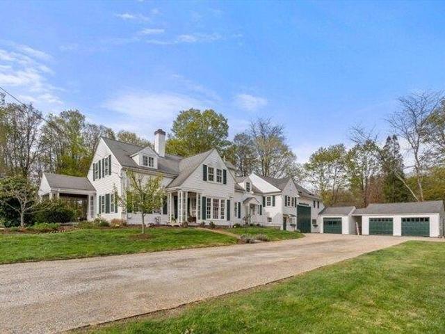 house with 4 bedroom, Framingham MA DS104042280