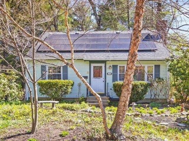house with 4 bedroom, Framingham MA DS104112965