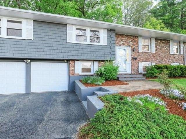 house with 4 bedroom, Framingham MA DS104234491