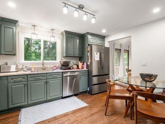 house with 4 bedroom, Framingham MA DS104478598