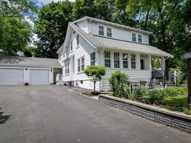house with 4 bedroom, Framingham MA DS102959289