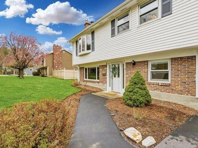 house with 4 bedroom, Framingham MA DS103036249