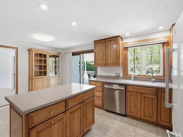 house with 4 bedroom, Framingham MA DS103071497
