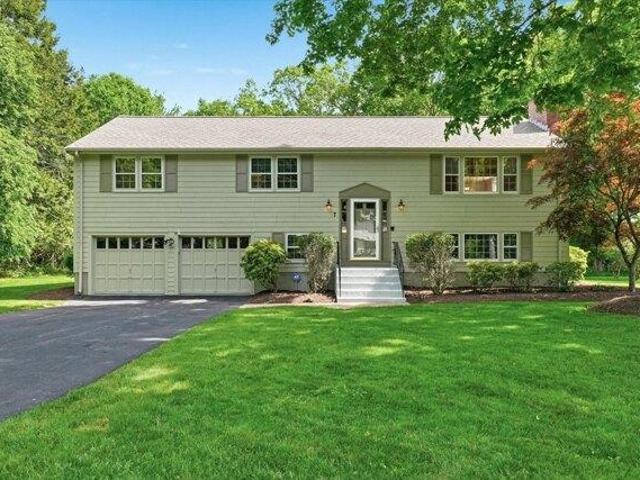house with 4 bedroom, Framingham MA DS103443897