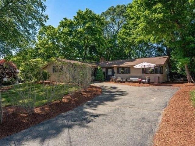 house with 4 bedroom, Framingham MA DS103928341
