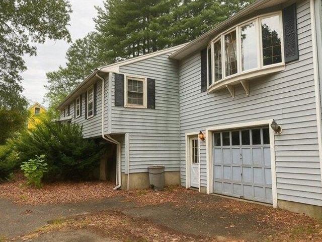 house with 4 bedroom, Framingham MA ES104043869