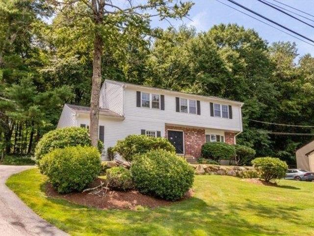 house with 4 bedroom, Framingham MA ES104790373