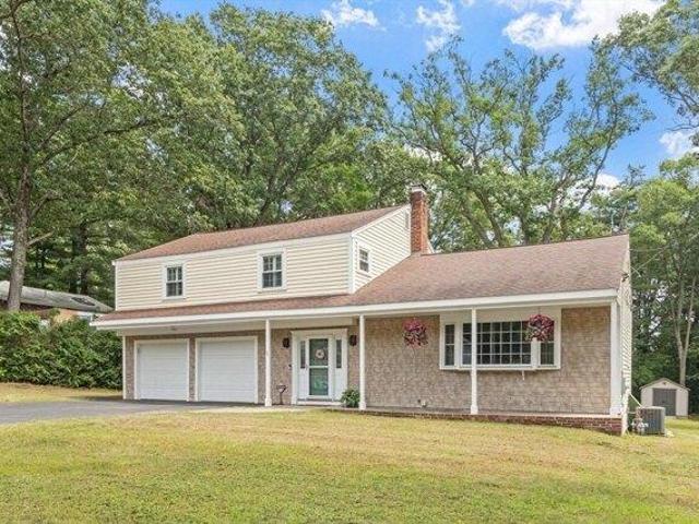 house with 4 bedroom, Framingham MA ES104834586
