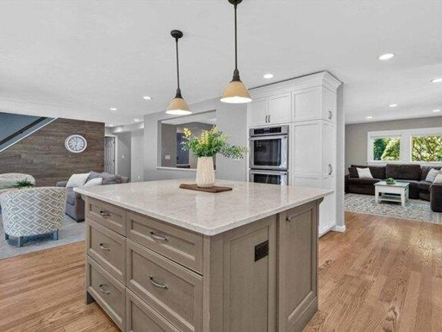 house with 4 bedroom, Framingham MA ES104852057