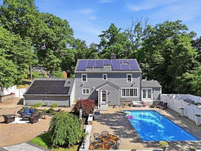 house with 4 bedroom, Framingham MA ES105082193