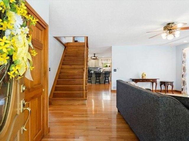house with 4 bedroom, Framingham MA ES102962051