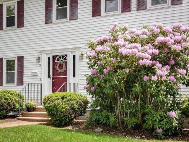 house with 4 bedroom, Framingham MA ES103774121