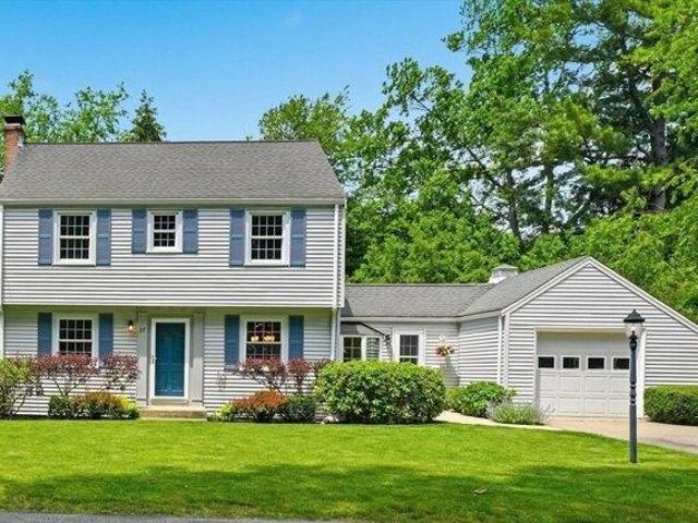 house with 4 bedroom, Framingham MA ES103807664