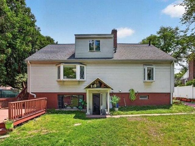 house with 4 bedroom, Framingham MA ES103965982