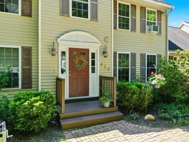 house with 4 bedroom, Francestown NH ES105142479