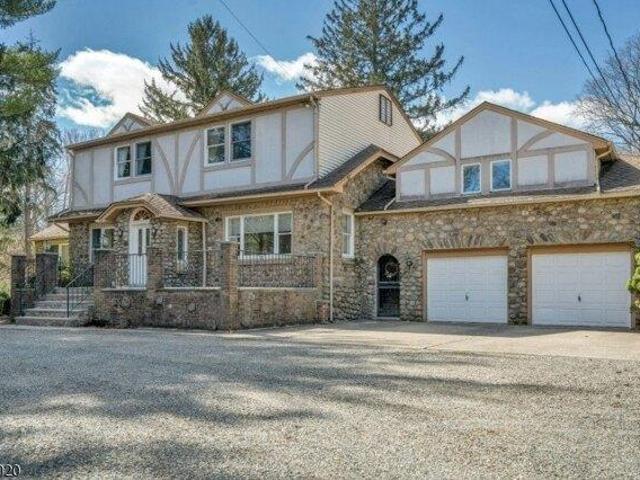 house with 4 bedroom, Franklin Lakes NJ DLS101747859