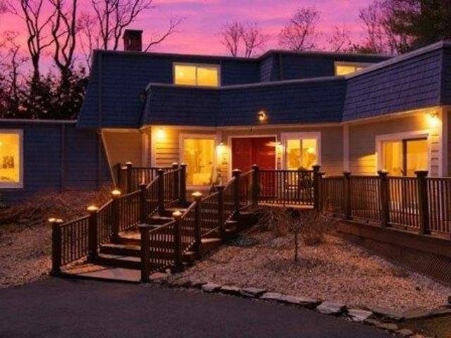 house with 4 bedroom, Franklin Lakes NJ ES104848552