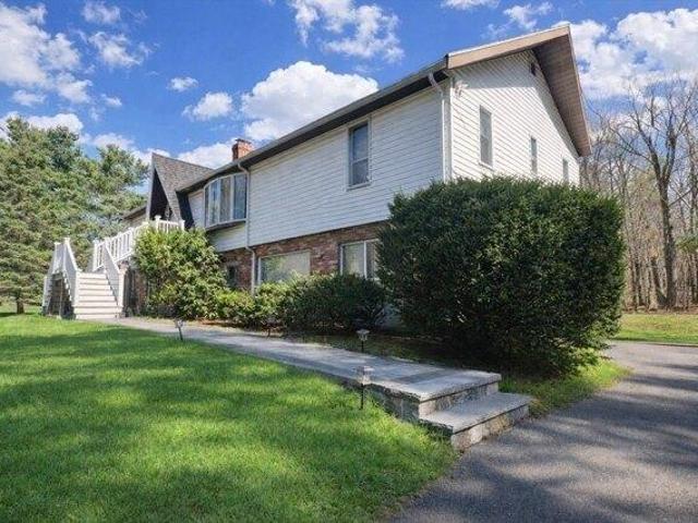 house with 4 bedroom, Franklin MA DLS101633422